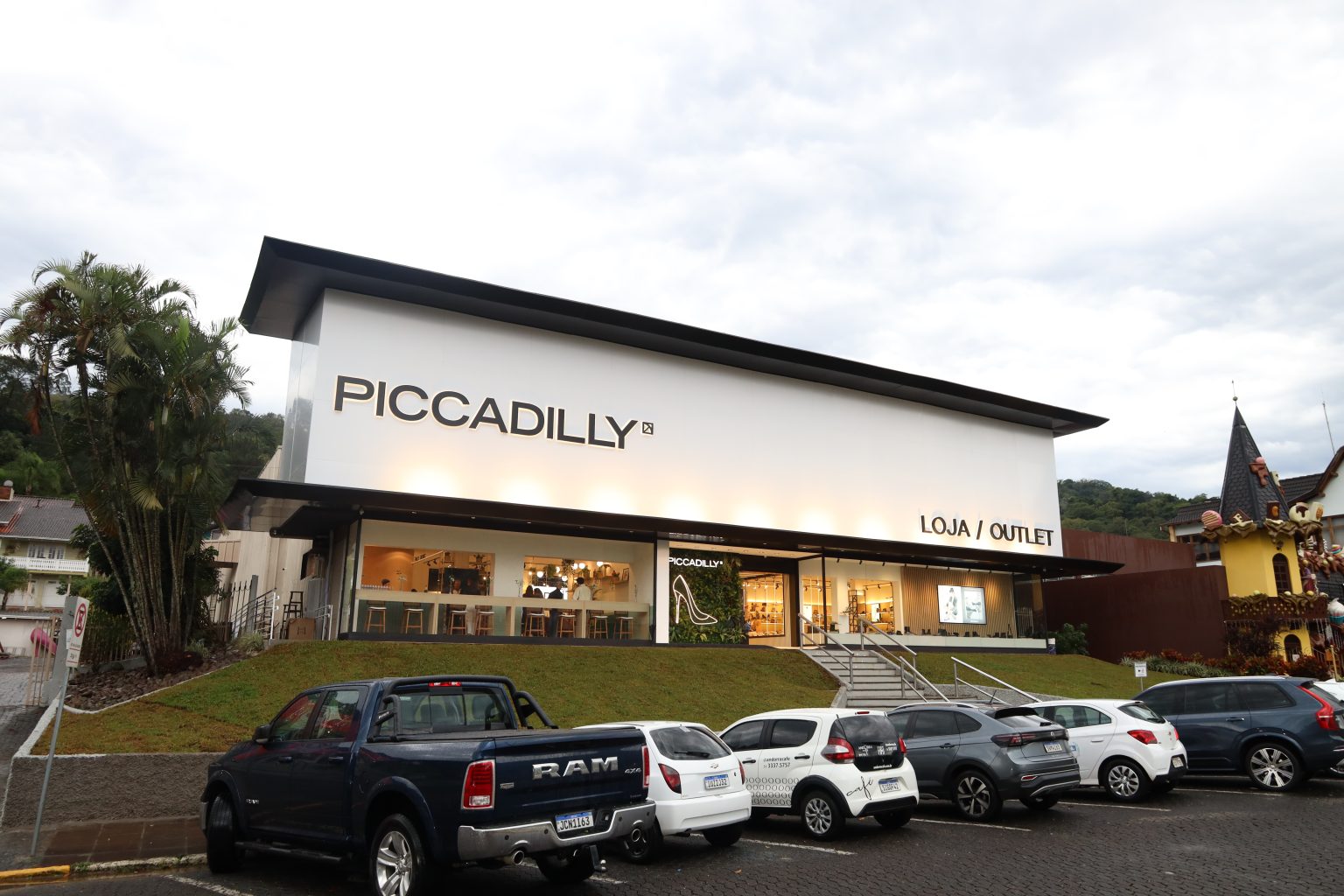 PICCADILLY COMPANY reforça compromisso com equidade de gênero ao aderir ...